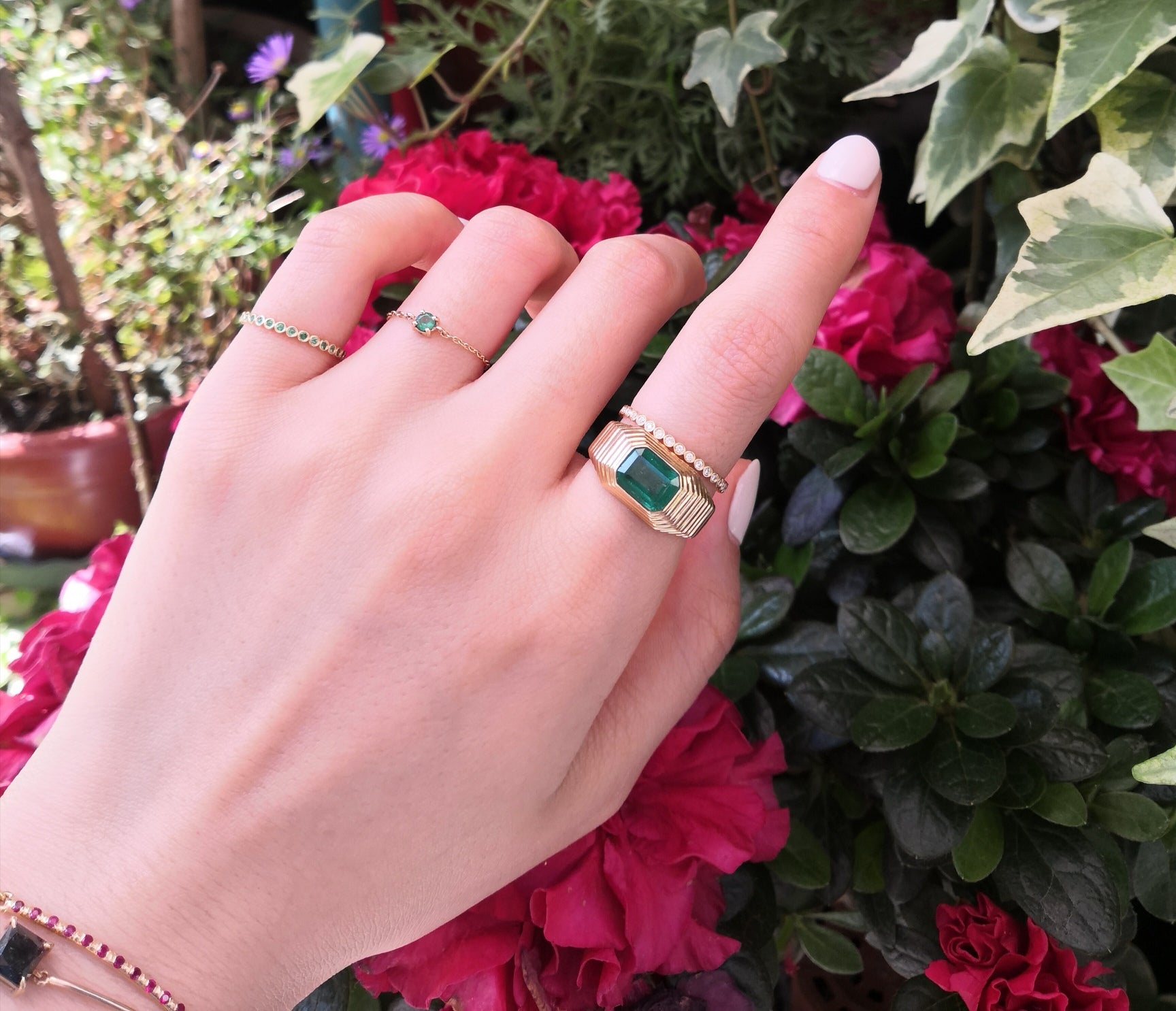 Emerald Pyramid Ring – YI COLLECTION